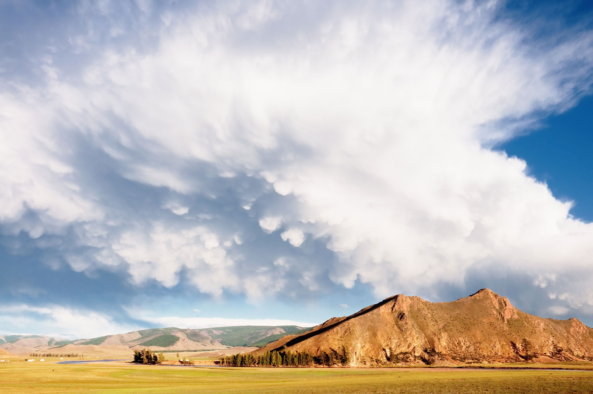 Saynshand Oil Refinery: Energy Security and Diversification